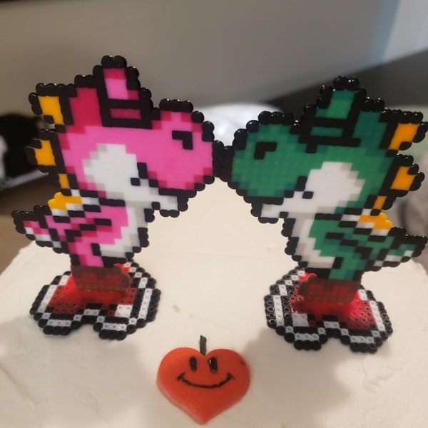Kissing Yoshi Couple | Video Game Decor | Valentines 8 Bit Art | Mario ...