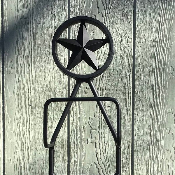Wall or Fence Mounted Fire Pit Lid Stand Rack for Holding Firepit Lid ...