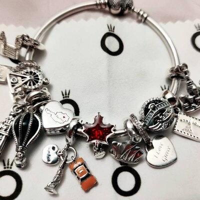 Silver Gold Love Hugging Hand Ring - Etsy