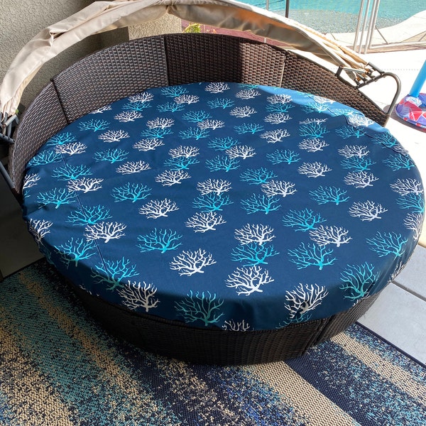 Round Outdoor Daybed Drawstring Cover - Daybed Cover - Washable ...