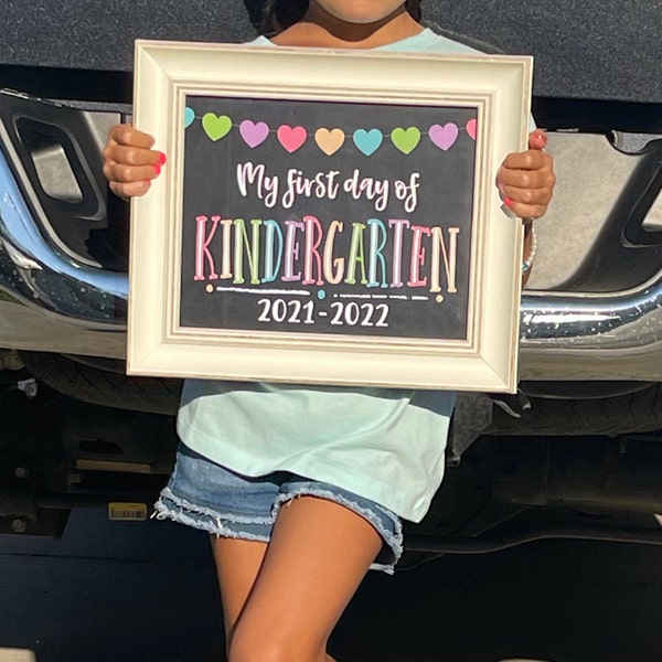 First Day of Kindergarten Sign, Printable First Day, Back to School ...