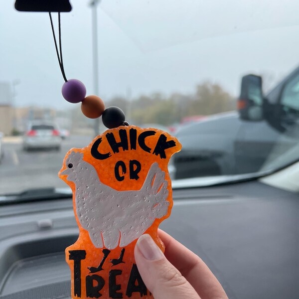 Scarecrow Costume for Chickens - Etsy