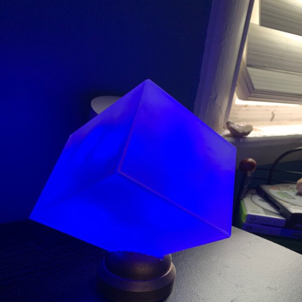 Tesseract Infinity Stone Prop - Etsy