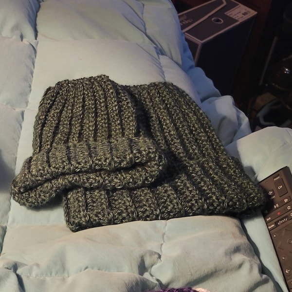 Easy Breezy Bun Beanie Crochet Pattern - Messy Bun Hat Crochet Pattern ...