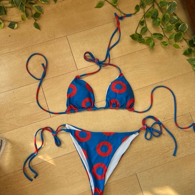 Fishman Donut Blue and Red Phish Pet Bowl - Etsy