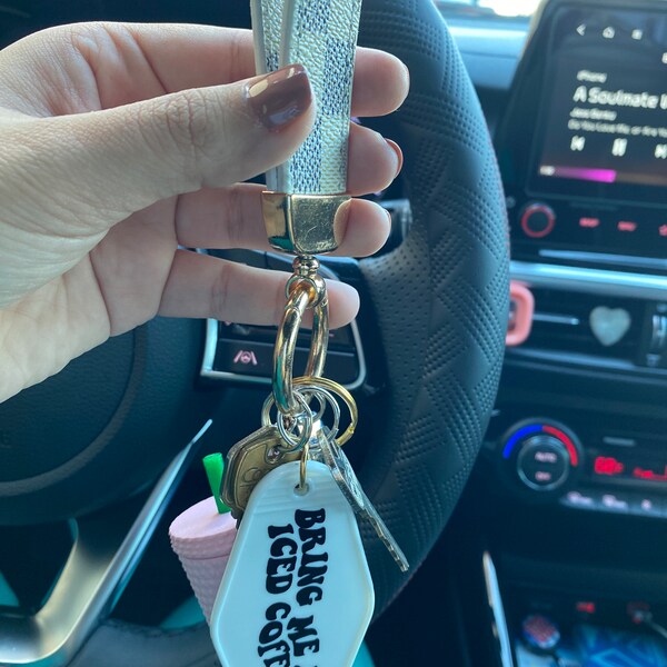 Customizable Dorm Keychain - Motel Style Keychains, Back to School ...