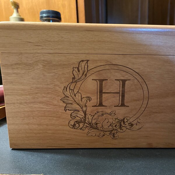 Personalized Family Name Monogram Recipe Box - Etsy