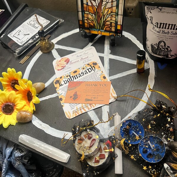 Full Moon Ritual Box Full Moon Altar Bundle Lavender Altar Spray, Selenite & Tiger's Eye, Ritual ...