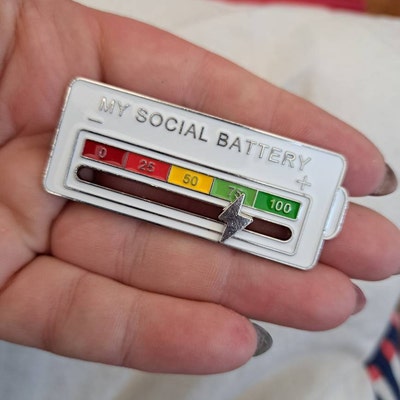 It's Fine I'm Fine Everything's Fine Enamel Pin Badge Display Lapel Pin ...