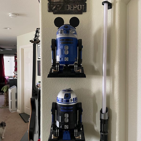 Droid Depot Inspired 3D Printed Sign Disneyland Disney World Galaxy's ...