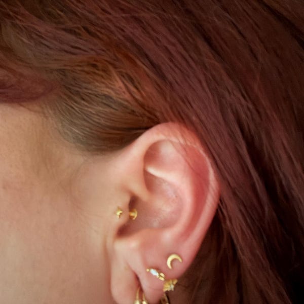 Moon Flat Back Labret • 18G/16G Moon Internally Threaded Earring ...
