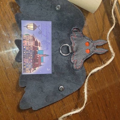 Cryptid Character Sheet Dnd: Mothman, Fresno Nightcrawlers, Cthulhu ...