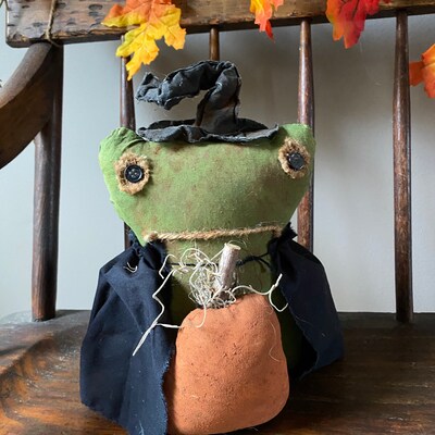 PRIMITIVE FROG WITCHIE - Etsy