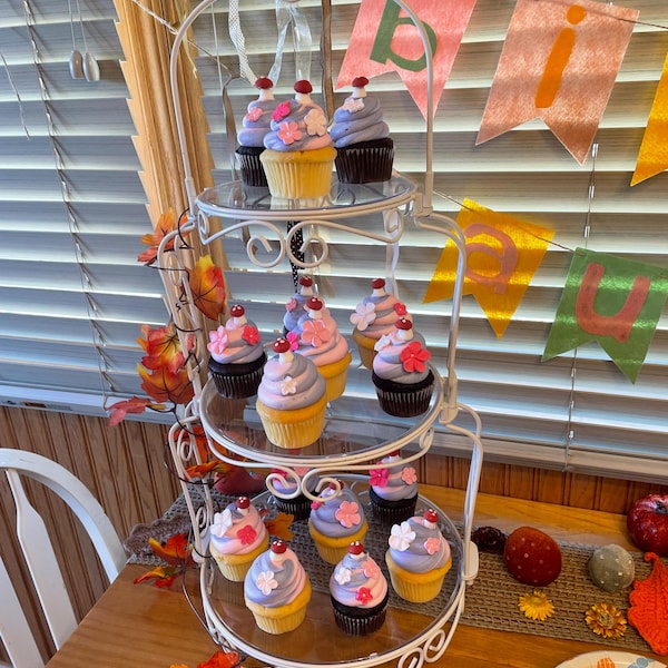 1 Dozen Royal Icing Toadstools | 3/4 Inch Tall | Sugar Toadstools ...