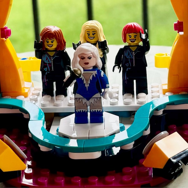 Custom Designed Minifigure - Jungle Girl in Bikini Printed on LEGO ...