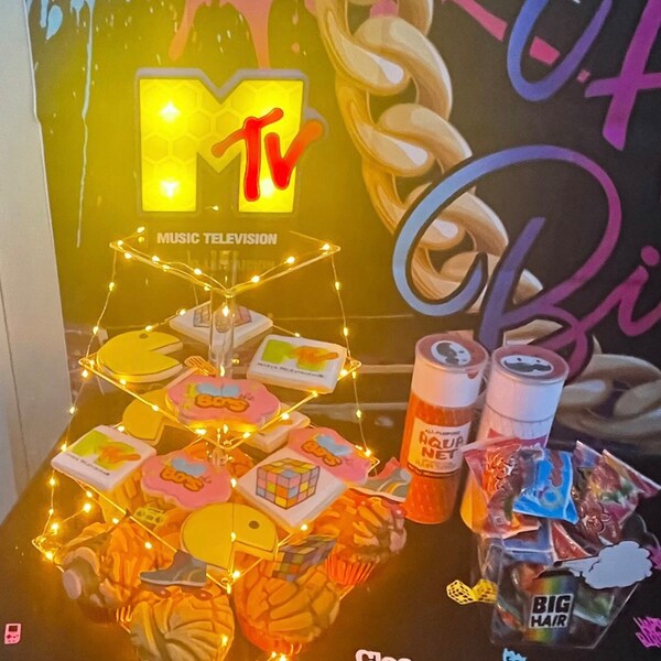 MTV Lighted Sign - Battery or AC Power Option - Etsy