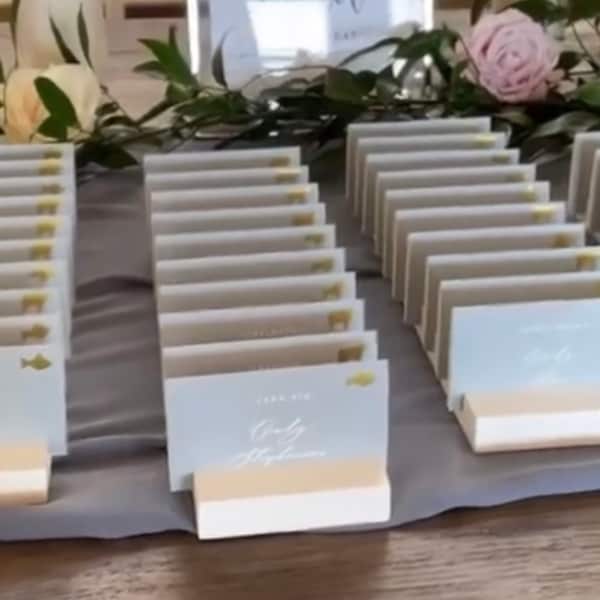 Place Card Holders for Wedding & Event Place Card Display Cards Guests ...