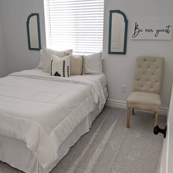Be Our Guest Hand Painted Canvas, Entryway Decor, Guest Room Decor ...