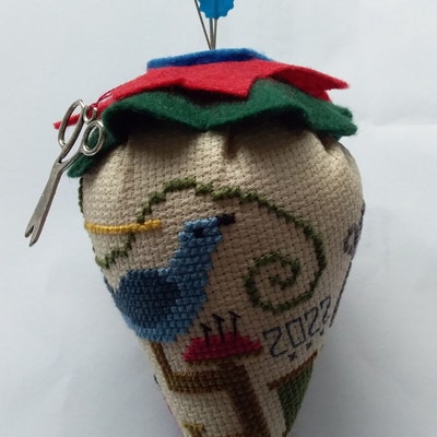 3 Pink and Gold Glass Counting Pins for Cross Stitch, Pink Stick Pins ...