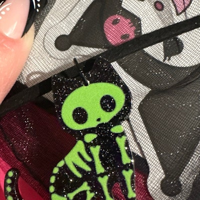 Vampire Vice Necklace - Etsy