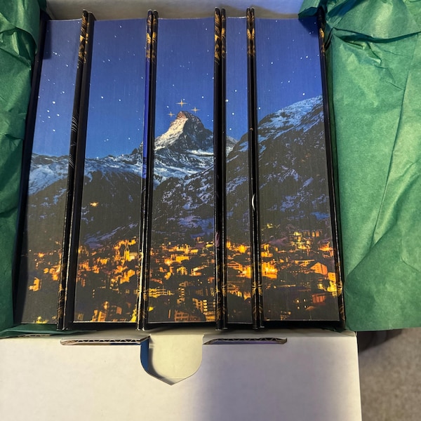 ACOTAR Velaris Special Edition Book Set | A Court of Thorns and Roses ...