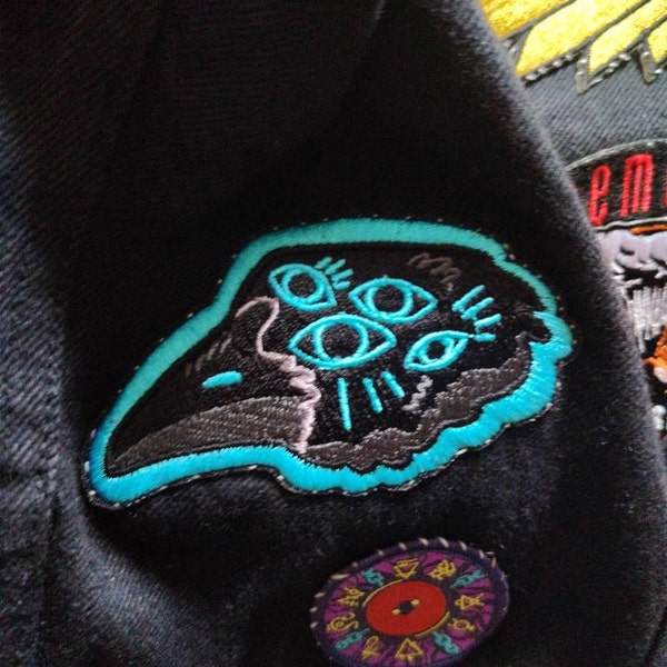Creepy Raven Embroidered Patch | Cryptid Raven - Bird - Crow ...