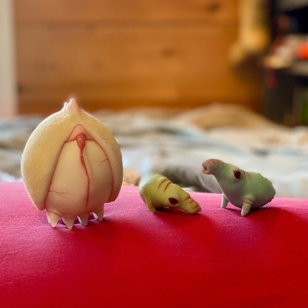 Fresno Nightcrawlers of California, Alien Statue Mythical Creatures ...