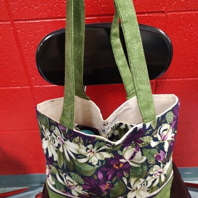 Praying Mantis Shoulder Bag Lily Garden Purse Summer Flowers Handbag ...