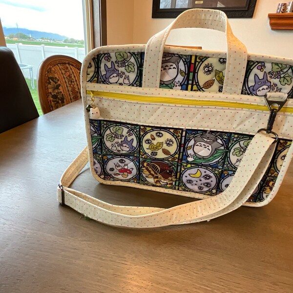 Cupcake Fabric, Small Things Sweetcakes on Light Pinklewis & Irene, Tiny Prints Fabric, 100% ...