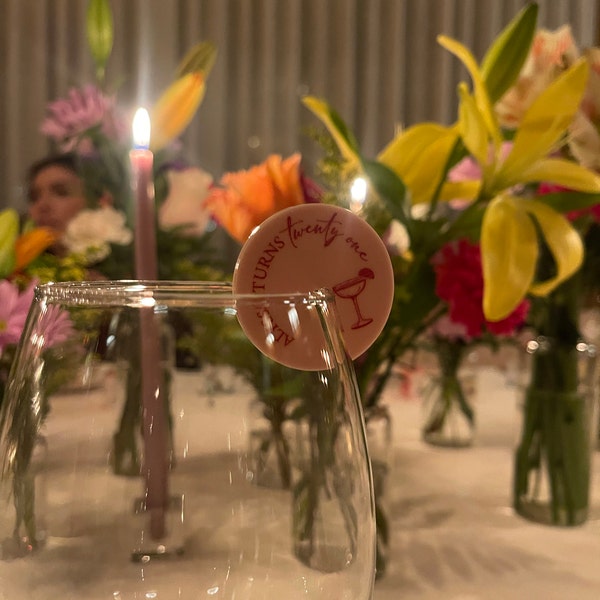 Round Cocktail Glass Hanging Drink Tag | Stemless Drink Tag | Drink ...