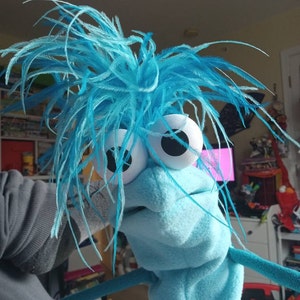 Puppet, Hand and Rod, With 2 Feather Plumes and 1 Hand Rod. Adult Size ...