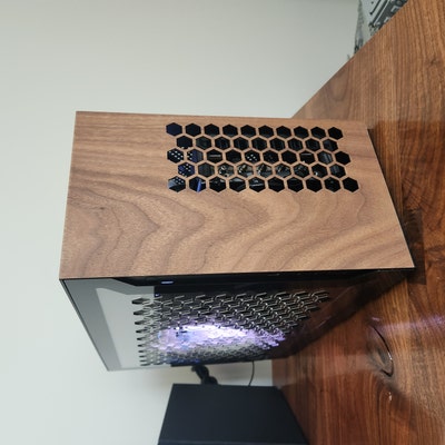 Hyte Y60 Custom Vented Side Panel - Etsy