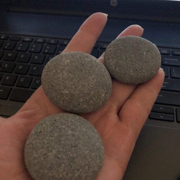 30 Smooth Round Stones 1.5 to 2 Smooth, Flat, Round,beach Rocks, Guest ...