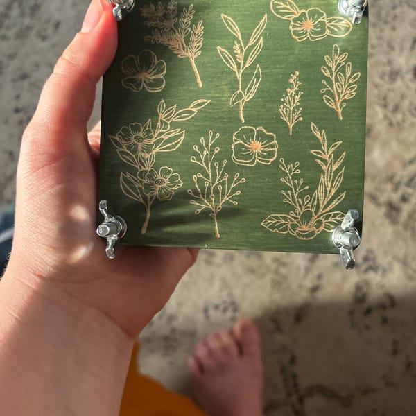 Flower Pocket Press With Floral Pattern Engraving, Birthday Gift, Mini ...