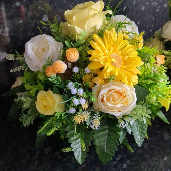 Round Grave Flowers Funeral Tributes, Artificial Grave Flowers, Silk ...