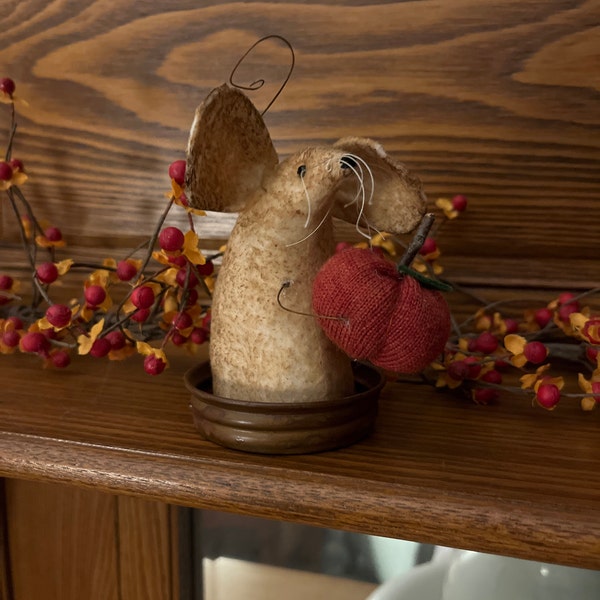 Primitive Pumpkin Mouse | Handmade Halloween Fall Decor - Etsy