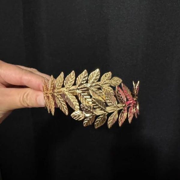 Gold Color Wavy Armlet, Simple Metallic Textured Lines Snake Cuff Arm ...