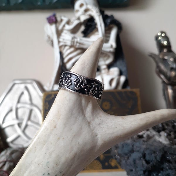 Men's Gothic Crossbones Signet Ring, Stainless Steel Skeleton Bones ...