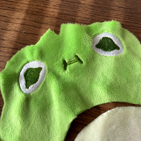 Cute and Creepy Eyes Machine Embroidery File Design for Plush 7 Sizes ...