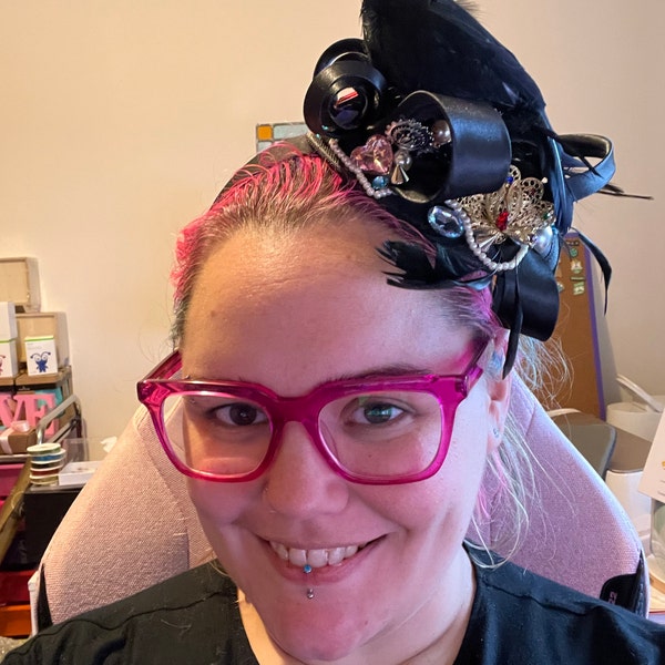 Crow Fascinator - Raven Hat - Crow and Trinkets - Halloween Hat - Etsy