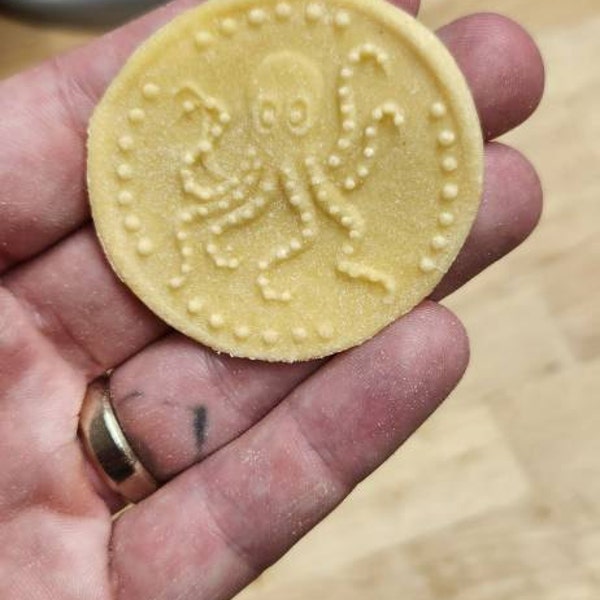 Octopus Corzetti Pasta Stamp Made in Fine Beech Wood From the Tuscan ...