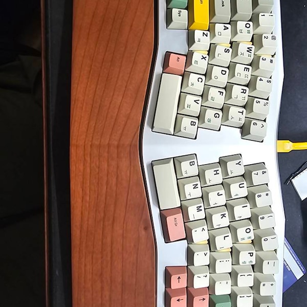 FREEZE Vintage Keycap Set for Mechanical Keyboards, Classic Beige ...