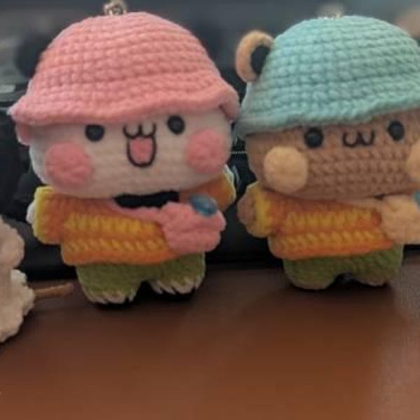 Cute Couple D B Crochet Keychains | Handmade Couple Gift | Amigurumi ...