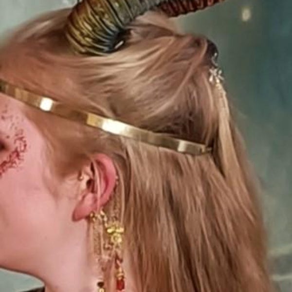 Luna Raven Ear Cuff With Purple Quartz Crystal, Bird Skull Ear Cuff ...