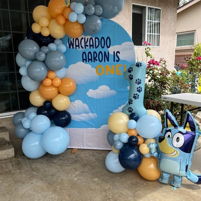 Bluey Number Balloon Tower Giant 32 Inch Light Blue Balloon Structure ...