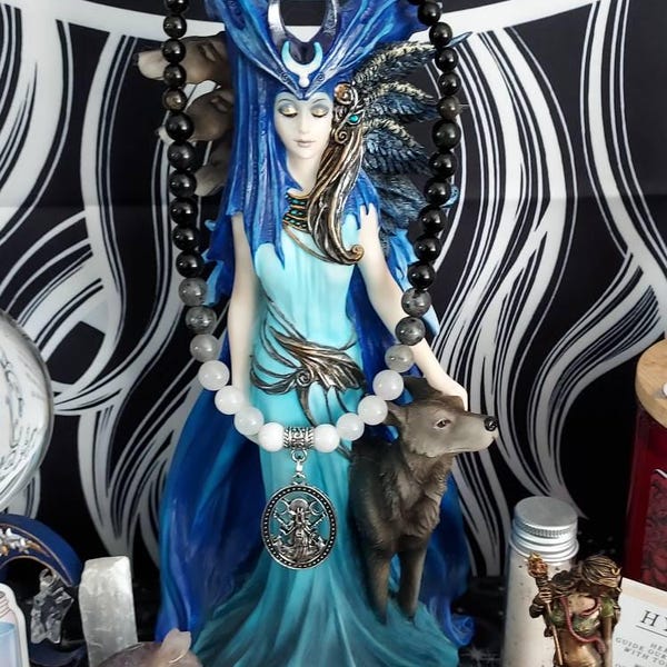 Morrigan Prayer Beads, Morrigan Altar, Goddess of Fate and War, Goddess ...