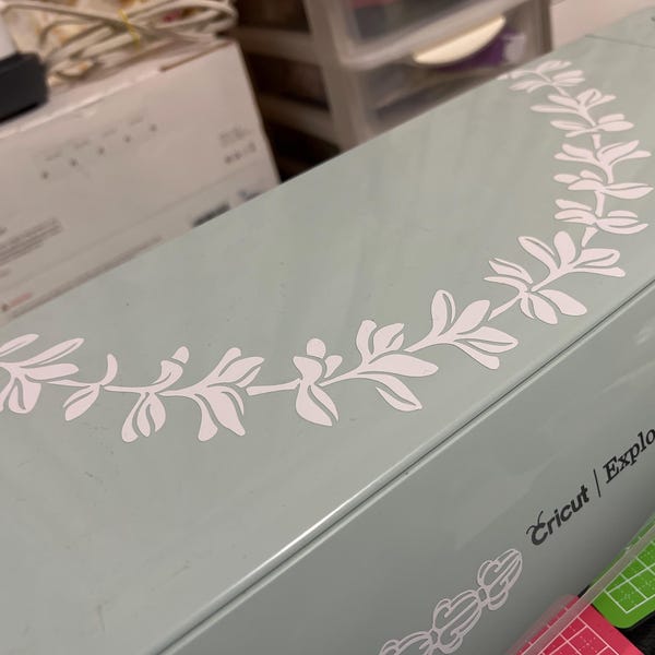 Maile Lei Strand SVG, Hawaiian Garland Cut File, Leafy Strand Cricut ...