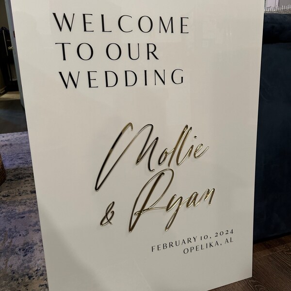 White Acrylic Wedding Sign With 3D Gold Mirror Names - Wedding Welcome ...