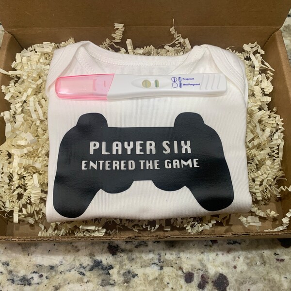 Pregnancy Announcement Box: "player 3 Entered the Game" - Tell Your ...