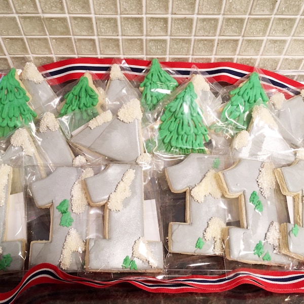 Mountains and Trees Decorated Sugar Cookies - Etsy